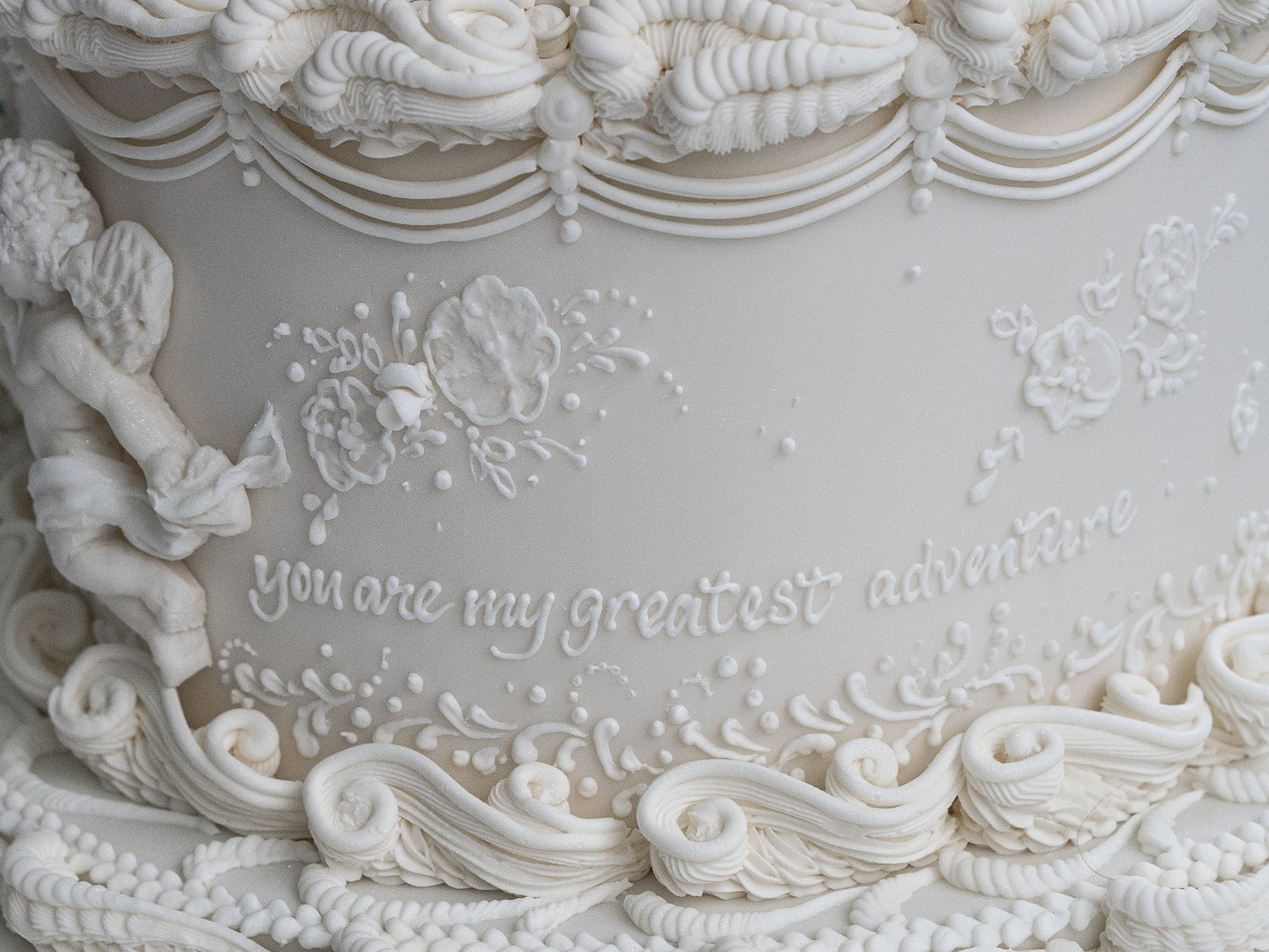 The UK’s finest custom wedding cakes, crafted with style in Manchester ...